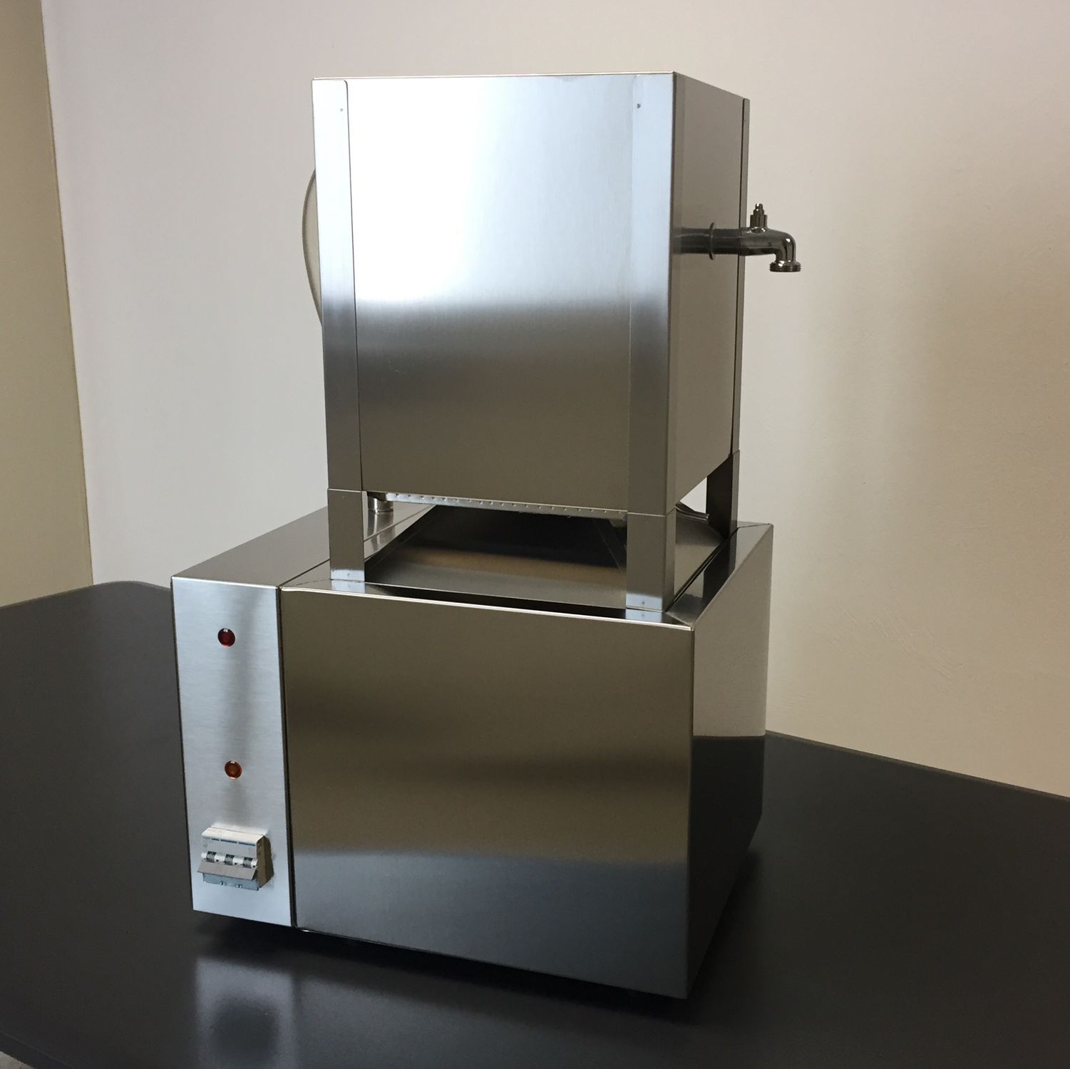 Distillatore d'acqua da laboratorio - D5 - ENRICO BRUNO SRL