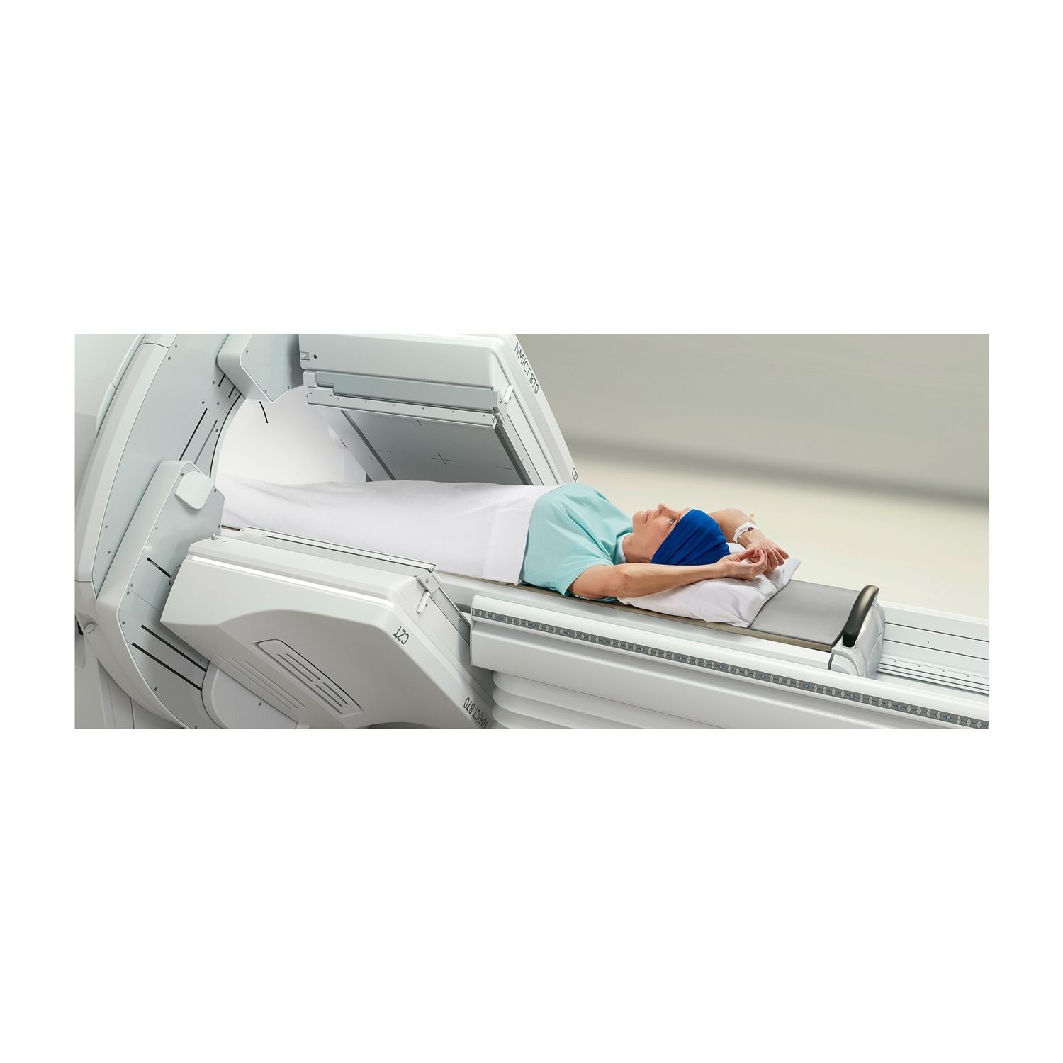 Scanner X + SPECT - NM/CT 870 - GE Healthcare - per scintigrafia a ...